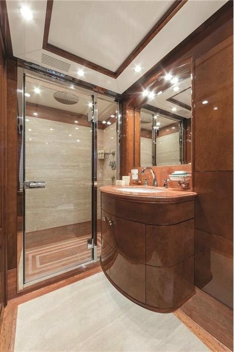 Yacht CHECKMATE, Benetti Vision 145 Superyacht | CHARTERWORLD Luxury ...